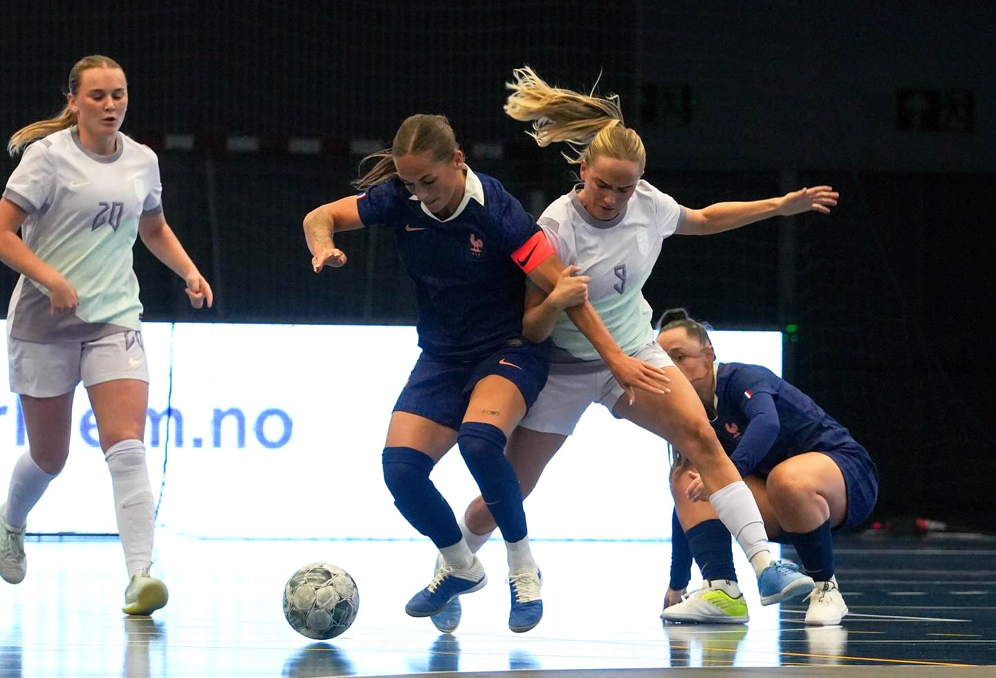 Les Bleues glacent la Norvège