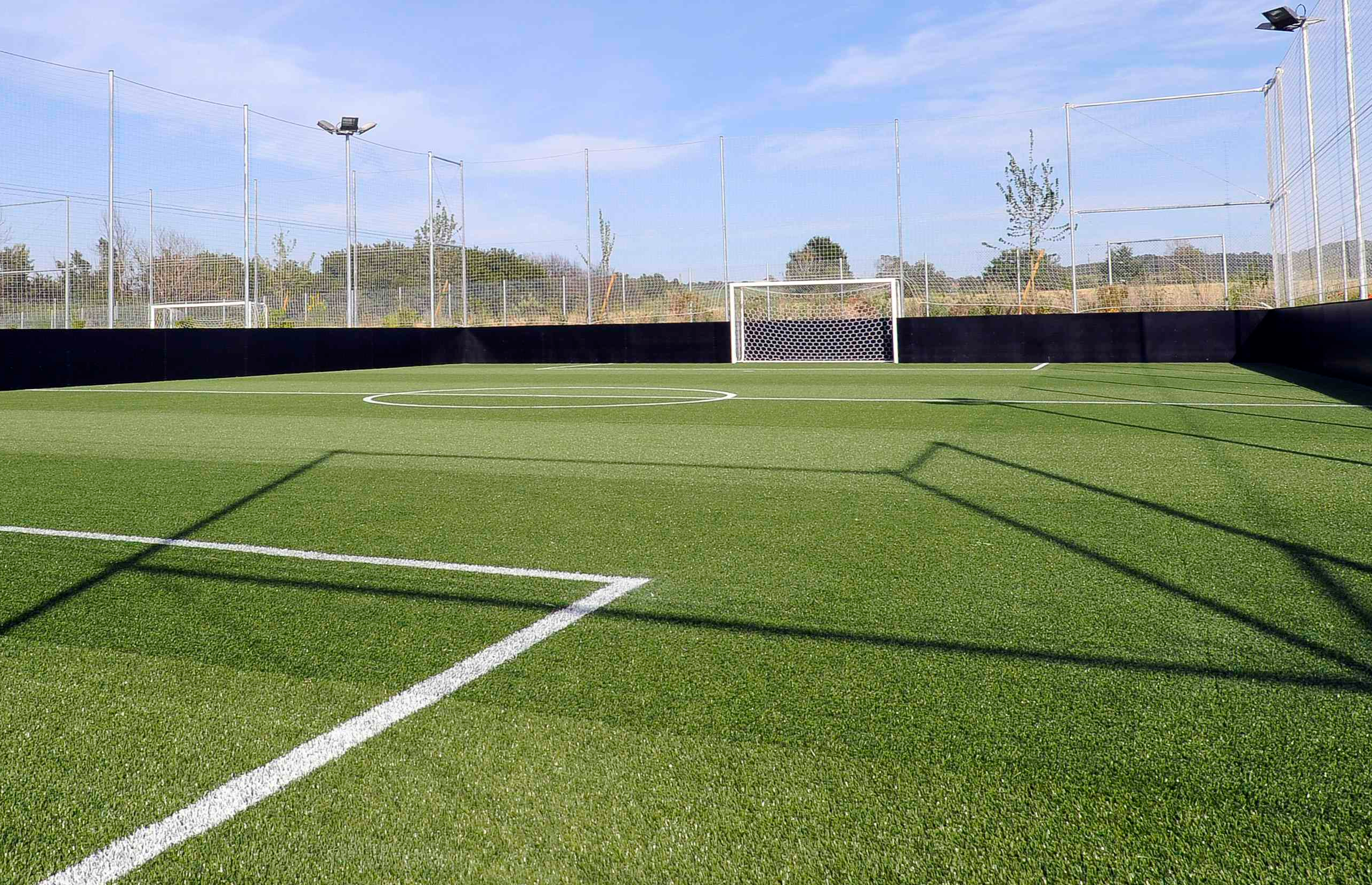 La pratique sur terrain en gazon synthétique