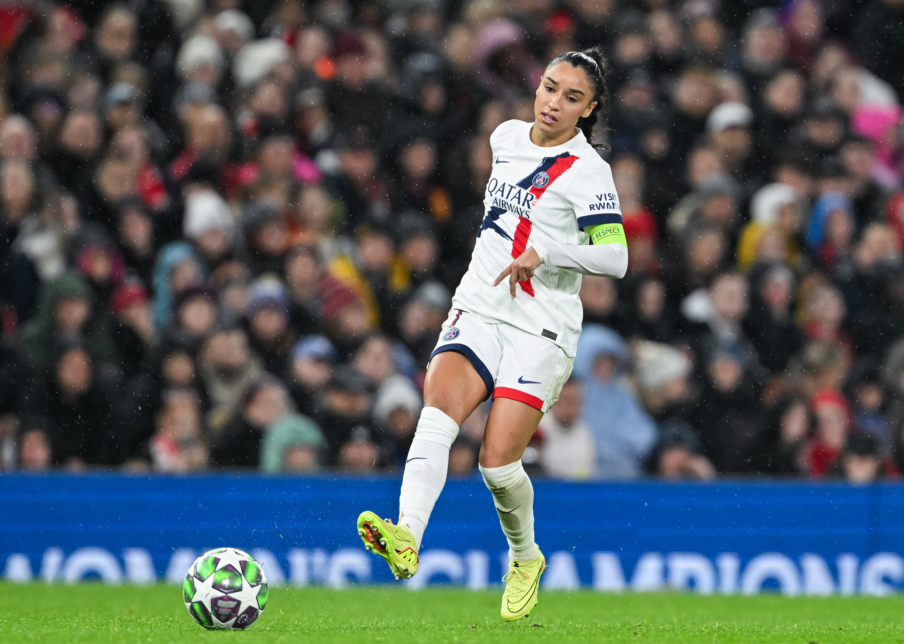 Sakina Karchaoui, capitaine capitale | Fédération Française de Football ...