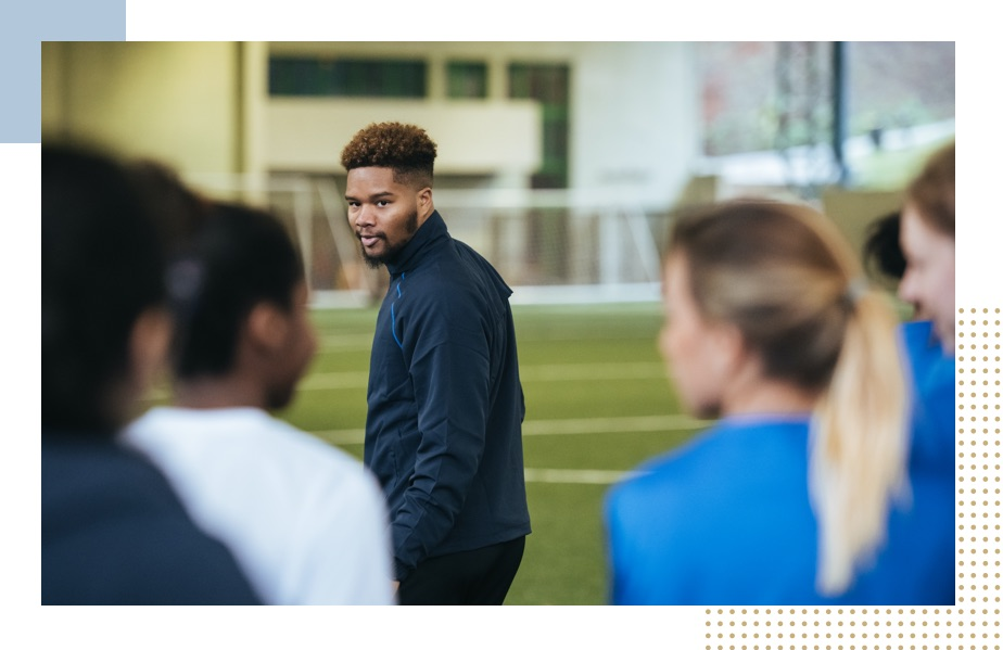 Entraîneur(e)s-pros | Les entraîneurs et entraîneures | Fédération ...