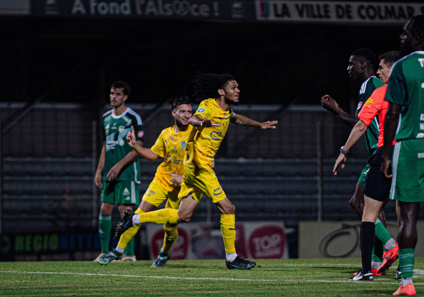 J6 : La Roche s'effrite aux Herbiers