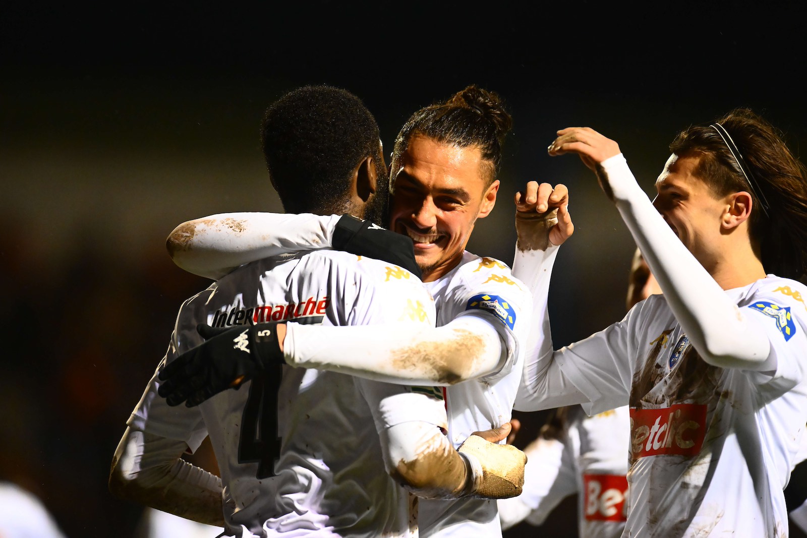 Le National se rebelle